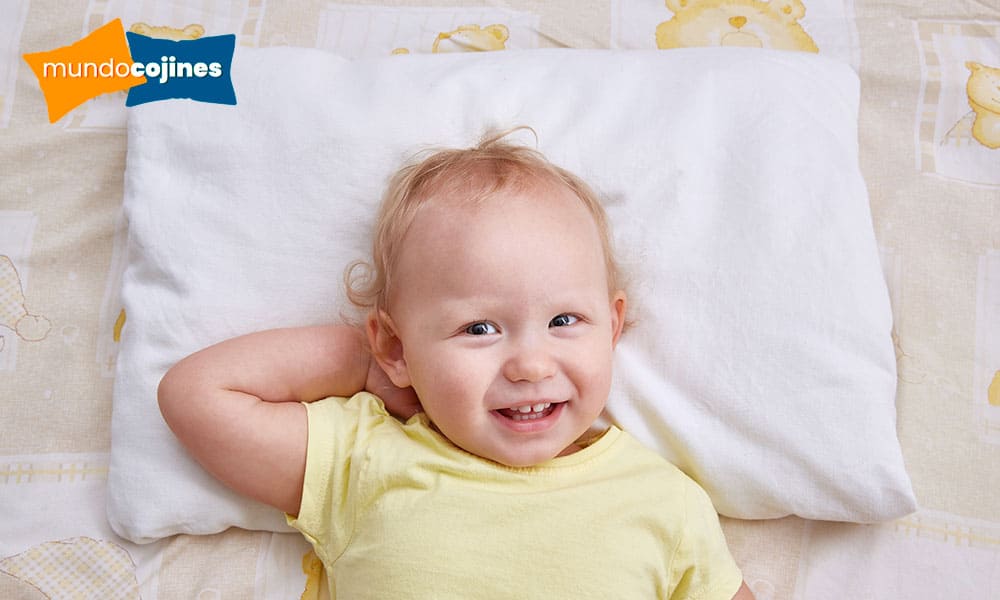 Almohadas para Bebé | ¿Cuándo Poner una Almohada a tu Hijo?